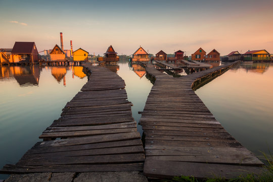 รูปภาพBokod – เลือกดูภาพถ่ายสต็อก เวกเตอร์ และวิดีโอ535 | Adobe Stock