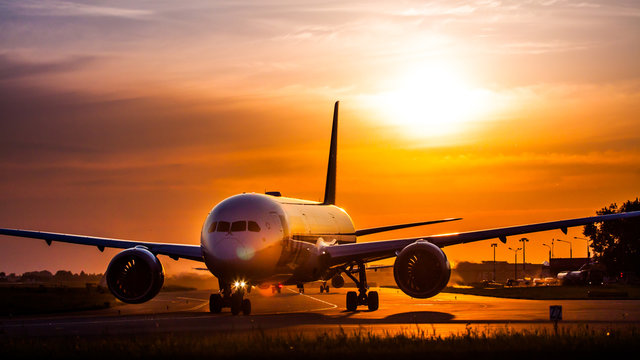 B787 bilder – Bläddra bland 910 stockfoton, vektorer och videor | Adobe ...