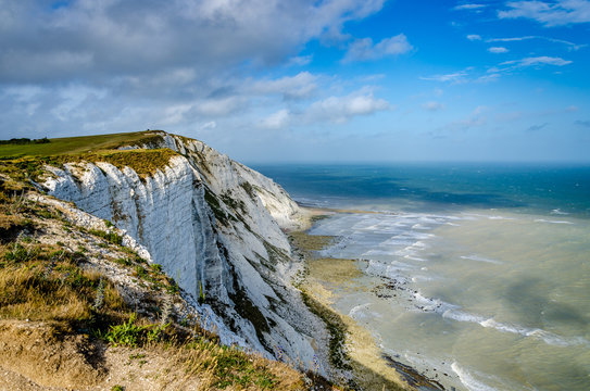 "Cliff Edge" Images – Browse 8,853 Stock Photos, Vectors, and Video ...