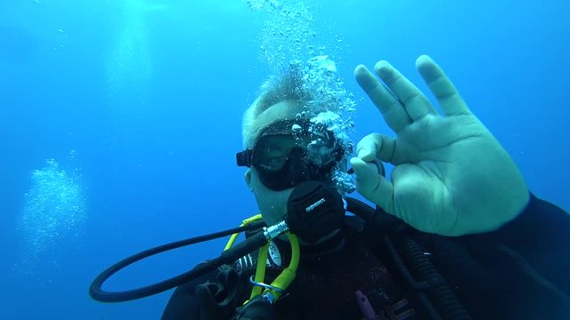 รูปภาพNurek – เลือกดูภาพถ่ายสต็อก เวกเตอร์ และวิดีโอ1,125 | Adobe Stock