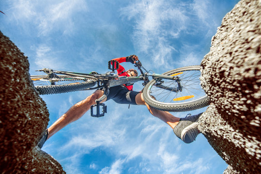 「Cylist」の画像 - 24 件の Stock 写真、ベクターおよびビデオ | Adobe Stock