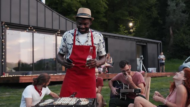 Black Family Bbq Images – Browse 4,609 Stock Photos, Vectors, and Video ...