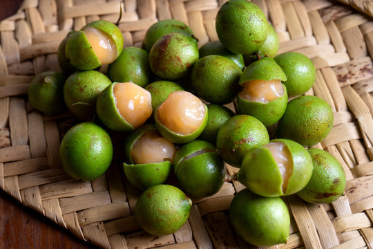 Imágenes de Huaya: descubre bancos de fotos, ilustraciones, vectores y ...