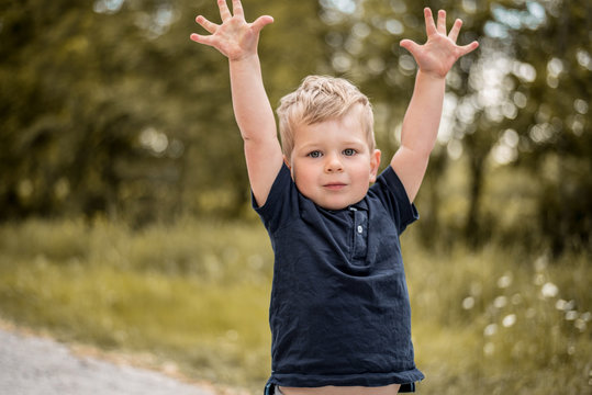 Freut Bilder – Durchsuchen 58,360 Archivfotos, Vektorgrafiken und ...