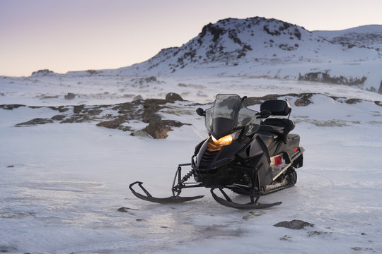 รูปภาพ"Motor Sledge" – เลือกดูภาพถ่ายสต็อก เวกเตอร์ และวิดีโอ133 ...