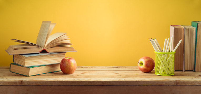 School Website Backgrounds Images – Browse 96,591 Stock Photos, Vectors ...