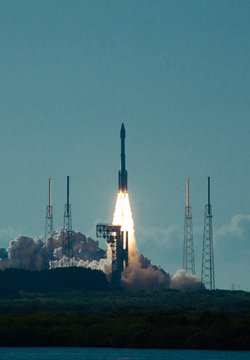 Raketenstart Imagens – Procure 606 fotos, vetores e vídeos | Adobe Stock