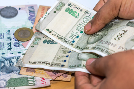 "100 Rupees" Bilder – Durchsuchen 130 Archivfotos, Vektorgrafiken und ...