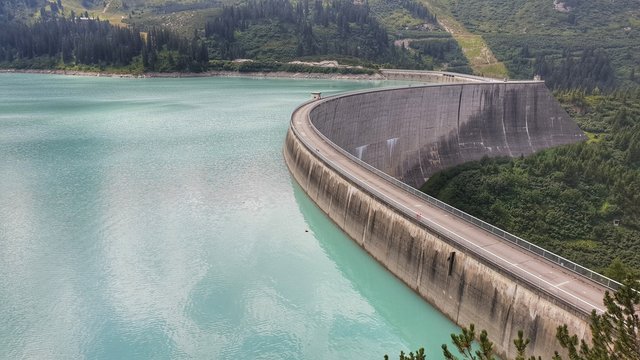 "Stausee - Images et vidéos libres de droits | Adobe Stock