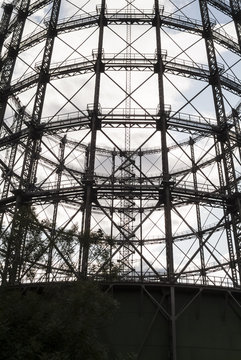 "Gasometer Bilder – Durchsuchen 4,646 Archivfotos, Vektorgrafiken und ...