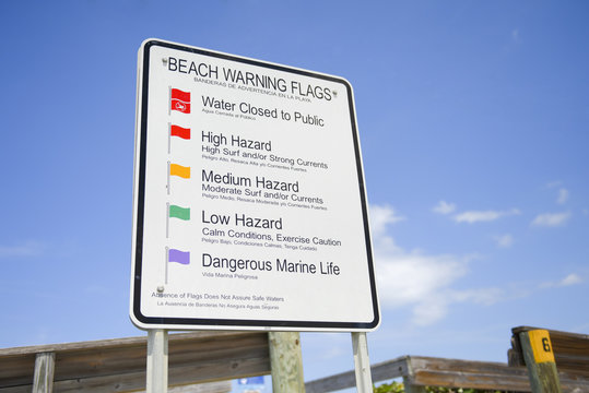 Beach Warning Flags Images – Browse 5,162 Stock Photos, Vectors, and ...