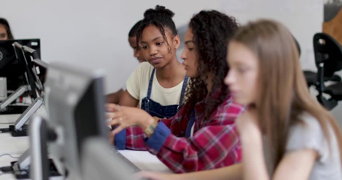 High School Student Computer Images – Browse 71,867 Stock Photos ...