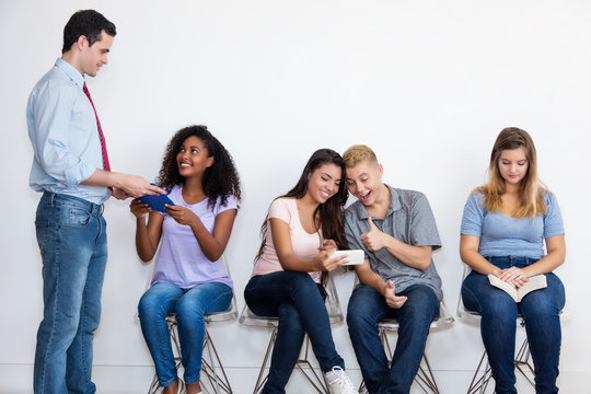 Abiturientin 이미지 – 찾아보기 241 스톡 사진, 벡터 및 비디오 | Adobe Stock