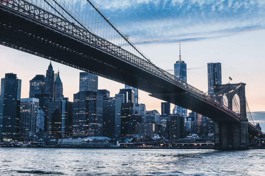 รูปภาพGrosstadt – เลือกดูภาพถ่ายสต็อก เวกเตอร์ และวิดีโอ406 | Adobe Stock