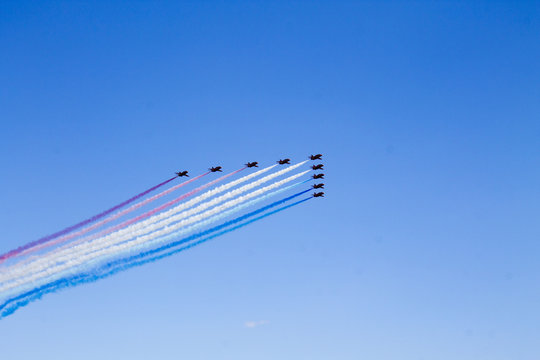 "Red Arrows" Images – Browse 736 Stock Photos, Vectors, and Video ...