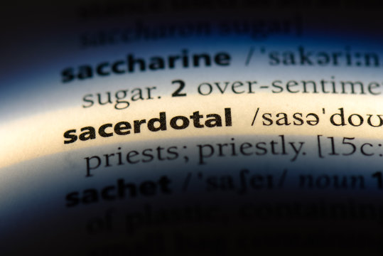 Imágenes de Sacerdotal: descubre bancos de fotos, ilustraciones ...