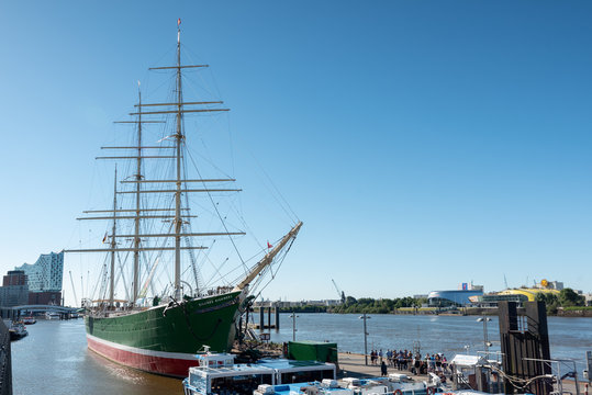Rickmers Images – Browse 3 Stock Photos, Vectors, and Video | Adobe Stock