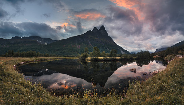 Signaldalen Images – Browse 14 Stock Photos, Vectors, and Video | Adobe ...