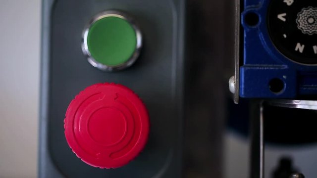 รูปภาพEmergency-Stop – เลือกดูภาพถ่ายสต็อก เวกเตอร์ และวิดีโอ194 ...