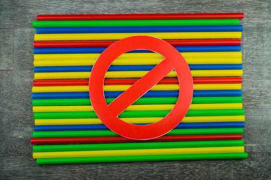 "Platik - Images et vidéos libres de droits | Adobe Stock