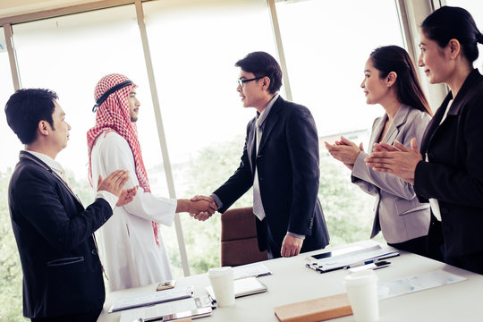 รูปภาพWorkmate – เลือกดูภาพถ่ายสต็อก เวกเตอร์ และวิดีโอ10,409 | Adobe Stock