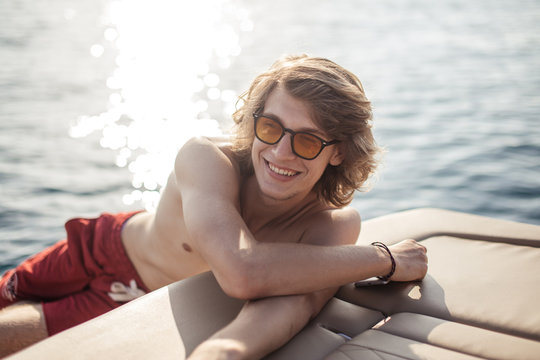 รูปภาพTopsiders – เลือกดูภาพถ่ายสต็อก เวกเตอร์ และวิดีโอ394 | Adobe Stock
