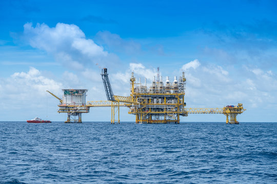 Downstream Images – Browse 11,866 Stock Photos, Vectors, and Video ...