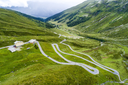 Splügenpass-Bilder: Stock-Fotos & -Videos. | Adobe Stock