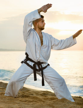 รูปภาพBunkai – เลือกดูภาพถ่ายสต็อก เวกเตอร์ และวิดีโอ242 | Adobe Stock