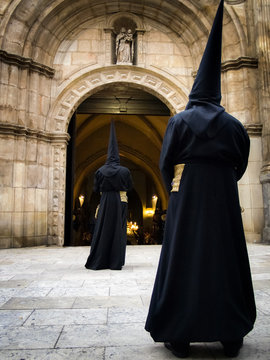 Capirotes-Bilder: Stock-Fotos & -Videos. | Adobe Stock