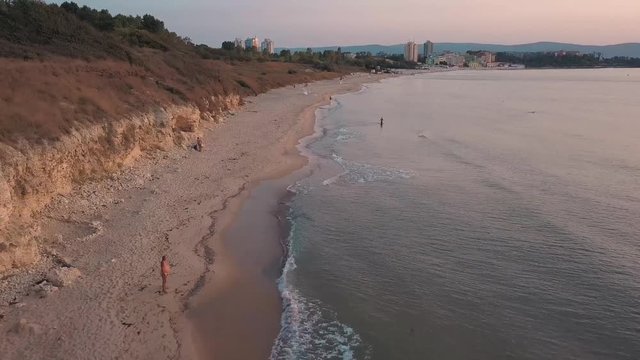 「Ravda」の写真素材 | 491件の無料イラスト画像 | Adobe Stock