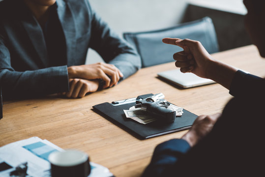 「Oblige」の画像 - 5,423 件の Stock 写真、ベクターおよびビデオ | Adobe Stock