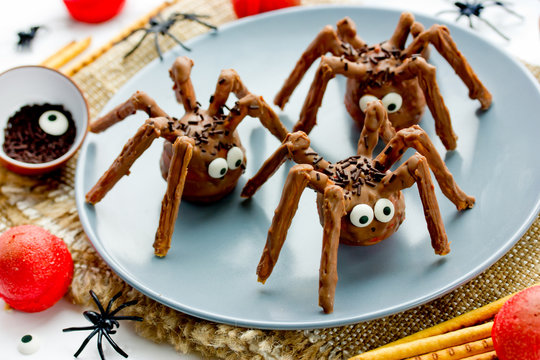 รูปภาพ"Nasty – เลือกดูภาพถ่ายสต็อก เวกเตอร์ และวิดีโอ43,853 | Adobe Stock