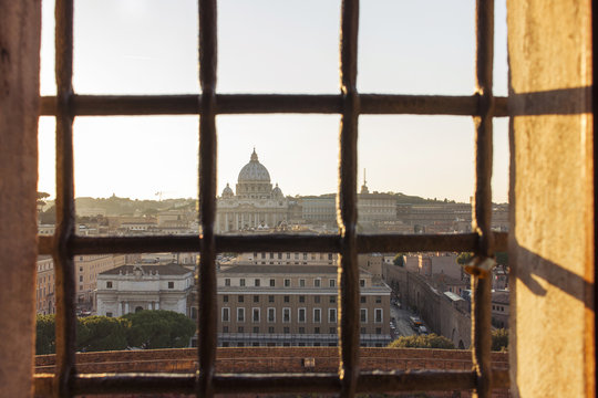 「Rome Windows」の写真素材 | 26,060件の無料イラスト画像 | Adobe Stock