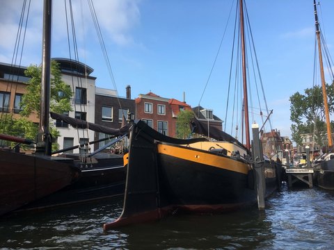 Zeilschip - Images et vidéos libres de droits | Adobe Stock