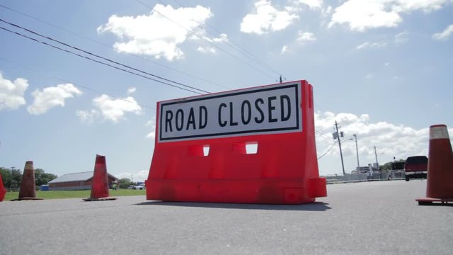 รูปภาพRoadblock – เลือกดูภาพถ่ายสต็อก เวกเตอร์ และวิดีโอ88,526 | Adobe ...