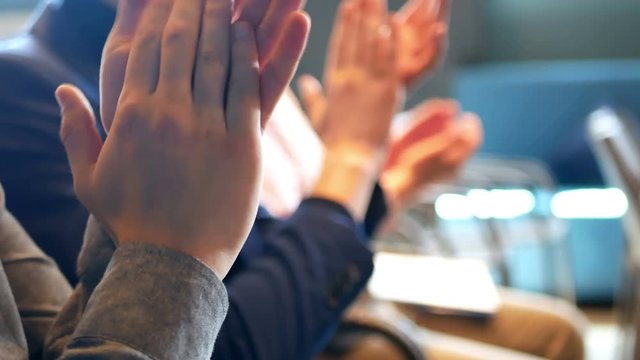 Applause Bilder – Durchsuchen 207,702 Archivfotos, Vektorgrafiken und ...