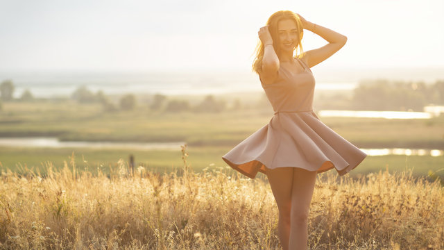 7,585 BEST Skirt Wind IMAGES, STOCK PHOTOS & VECTORS | Adobe Stock