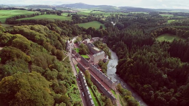 "New Lanark" - Images et vidéos libres de droits | Adobe Stock