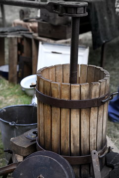 Torkeln Bilder – Durchsuchen 65 Archivfotos, Vektorgrafiken und Videos ...