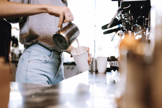 รูปภาพCothes – เลือกดูภาพถ่ายสต็อก เวกเตอร์ และวิดีโอ279 | Adobe Stock