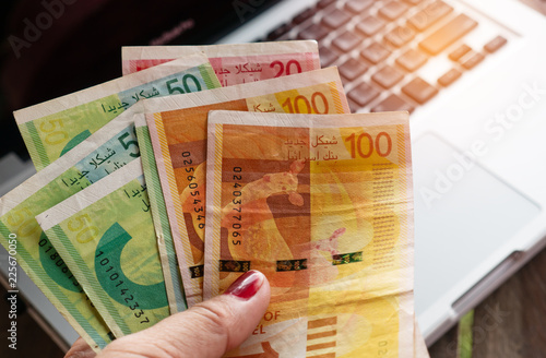 "New Israeli shekels banknotes with the new 200, 100, 20, 50 shekel ...