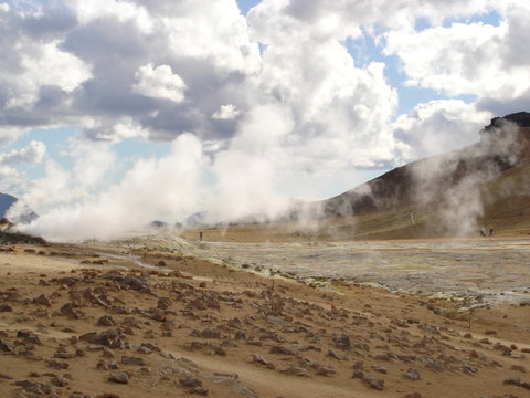 Solfatar bilder – Bläddra bland 311 stockfoton, vektorer och videor ...