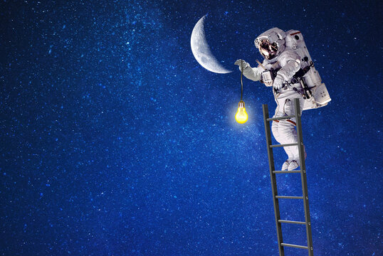 Moon Ladder Bilder – Durchsuchen 2,328 Archivfotos, Vektorgrafiken und ...