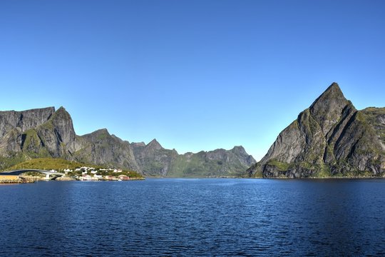 Mosken Bilder – Durchsuchen 485 Archivfotos, Vektorgrafiken und Videos ...