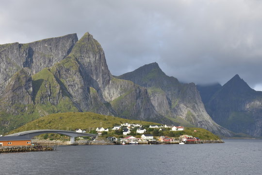 Mosken Bilder – Durchsuchen 485 Archivfotos, Vektorgrafiken und Videos ...