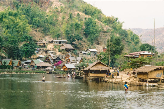 「Ruak」の画像 - 358 件の Stock 写真、ベクターおよびビデオ | Adobe Stock