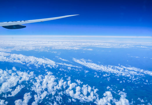 雲上 Images – Browse 989 Stock Photos, Vectors, and Video | Adobe Stock