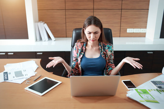 Computer Surprise Images – Browse 109,447 Stock Photos, Vectors, and ...