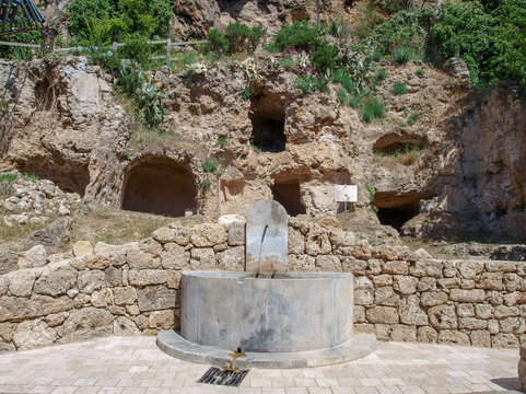 「Verdaille」の写真素材 | 40件の無料イラスト画像 | Adobe Stock